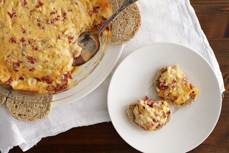 Easy Reuben Dip with Rye Bread | Girl Versus Dough