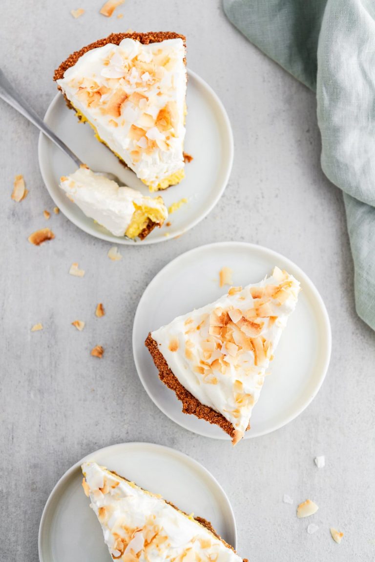 Creamy Mango Pie Recipe (in a Graham Cracker Crust)