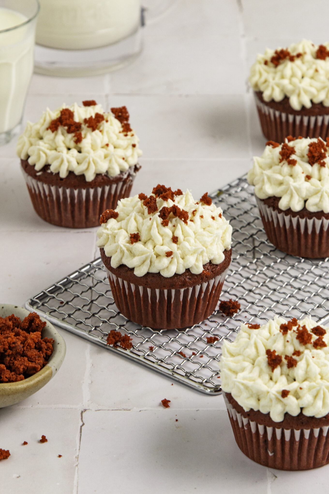 red velvet cupcakes - Girl Versus Dough